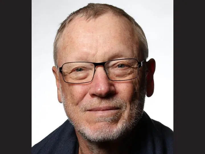 Jens Juul Holst - Gairdner Foundation Award Winner